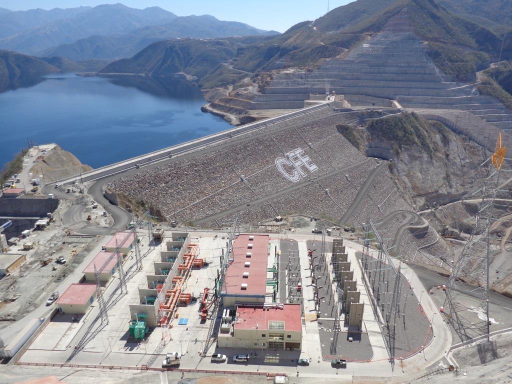 Visita personal de API planta hidroeléctrica La Yesca